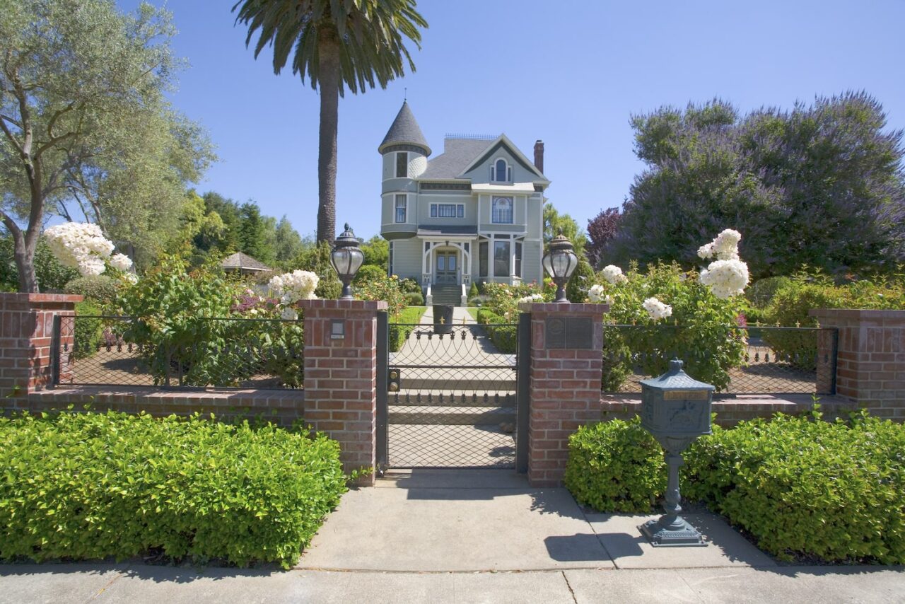 About Us | Krystle Properties
